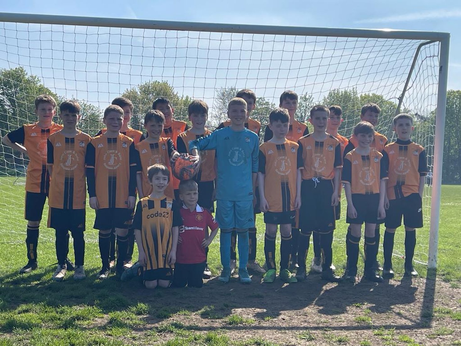 U12 League Winners 2022/23 - Theale Tigers FC
